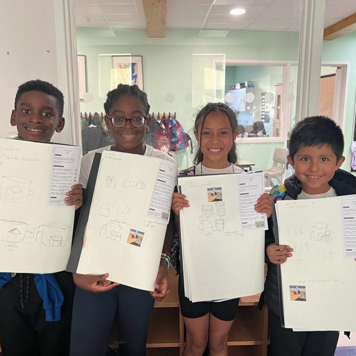 St George's CE Primary School - Contour Drawings in Year 4!