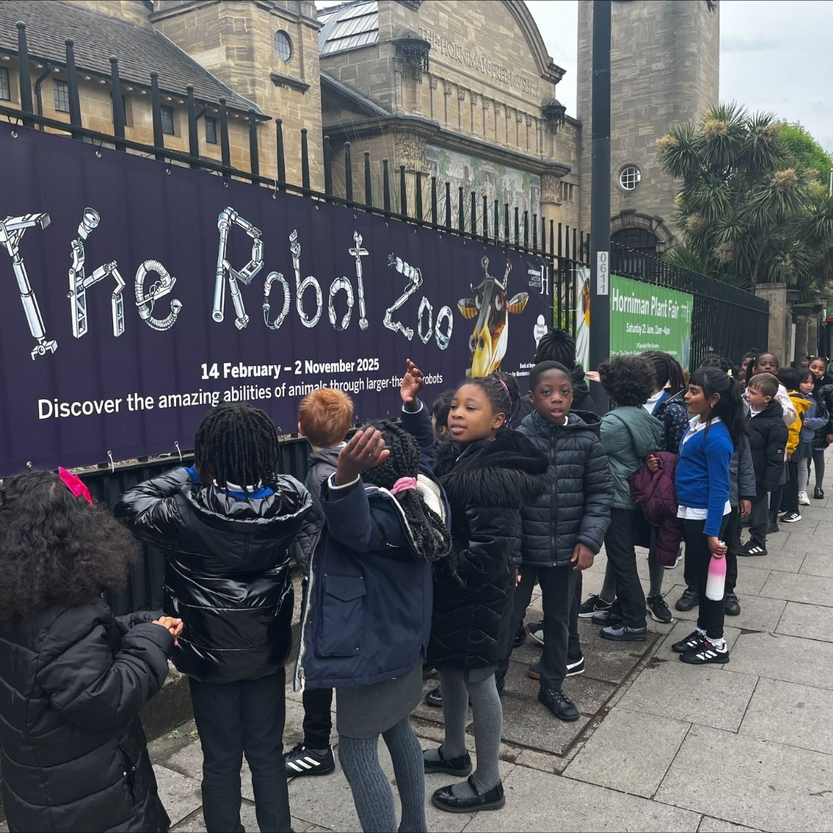 St George's CE Primary School - Jingly, Jangly JUNGLE!